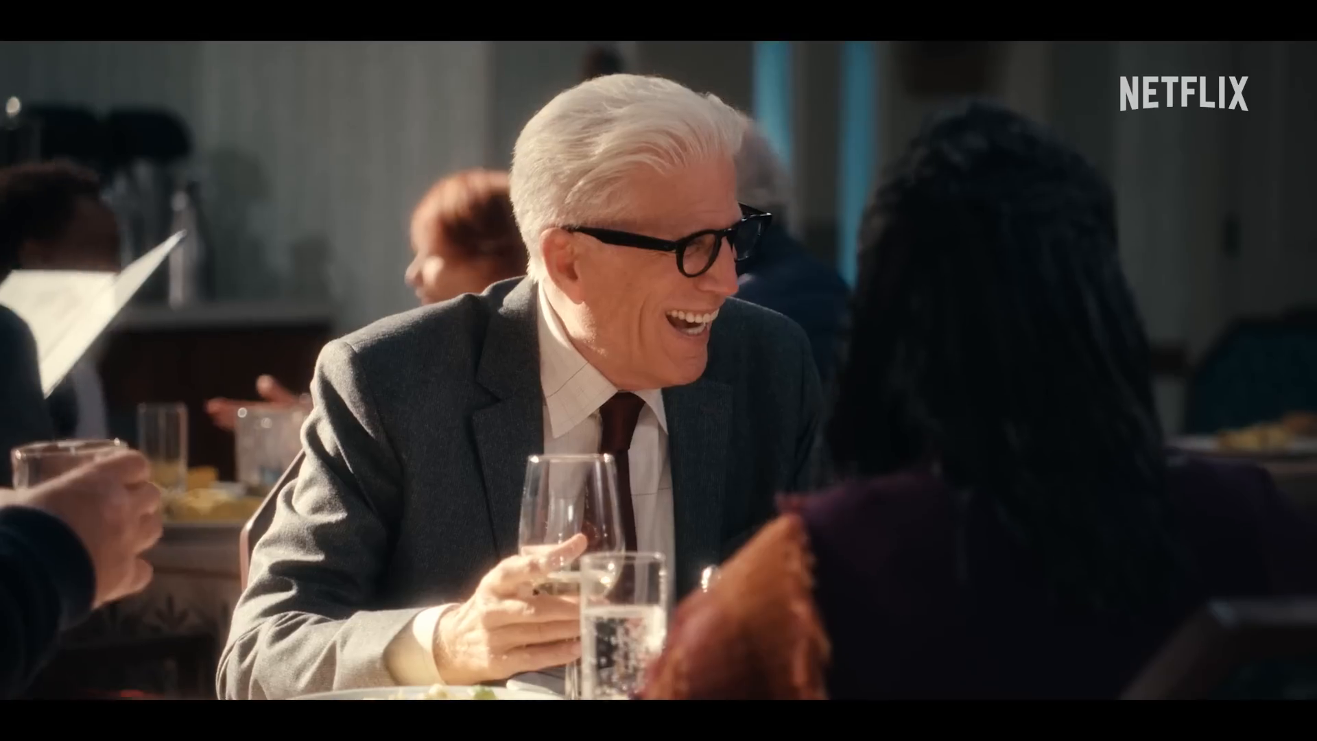 Ted Danson dan pencipta The Good Place bekerja sama kembali - A Man on ...